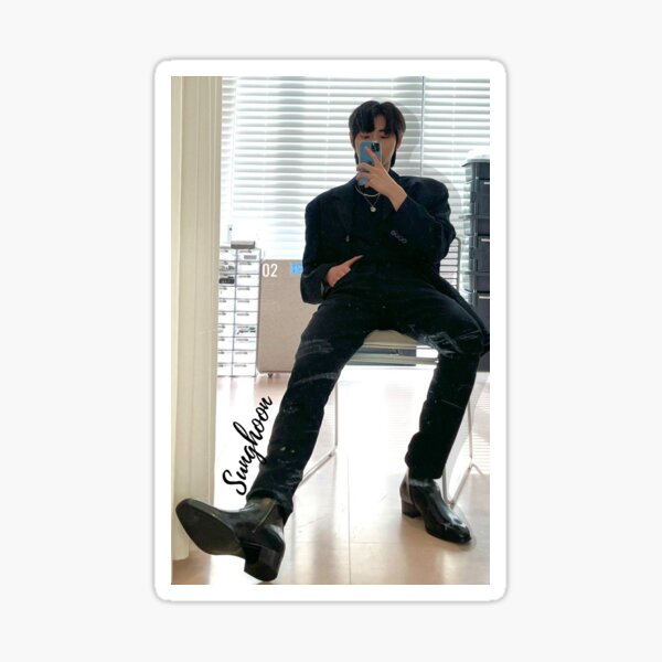 Sticker for Sale mit "Enhypen Sunghoon" von hawanarose | Redbubble
