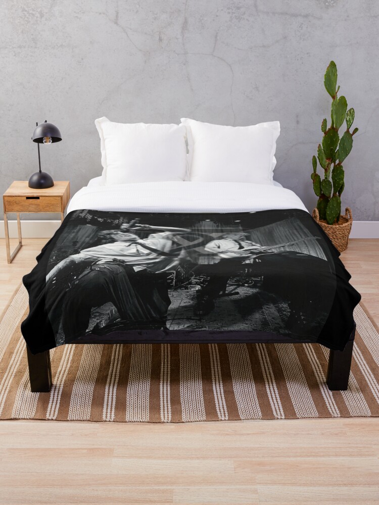 "TX2" Throw Blanket for Sale by FordR24 | Redbubble