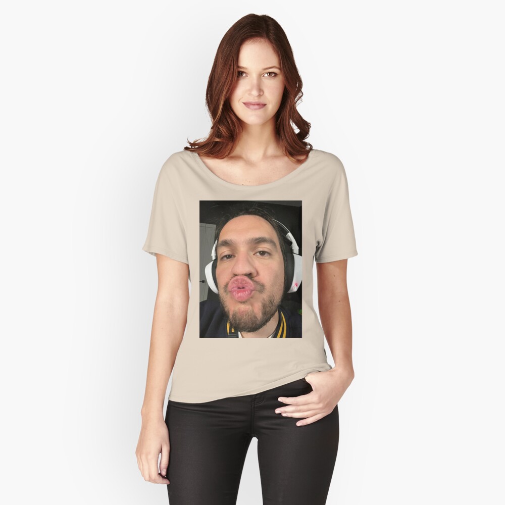 "EddieVR meme" Essential T-Shirt for Sale by GregoryMendoza | Redbubble
