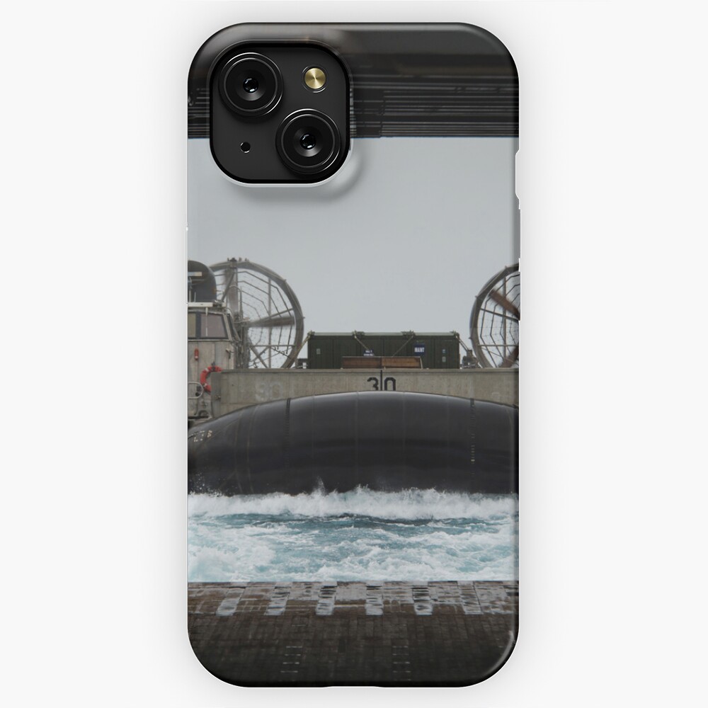 "STK108984M-A landing craft air cushion prepares to embark the well ...