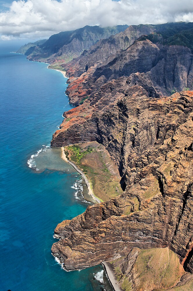 "The Na Pali Coast Cliffs, Kauai, Hawaii" by Philip James Filia | Redbubble