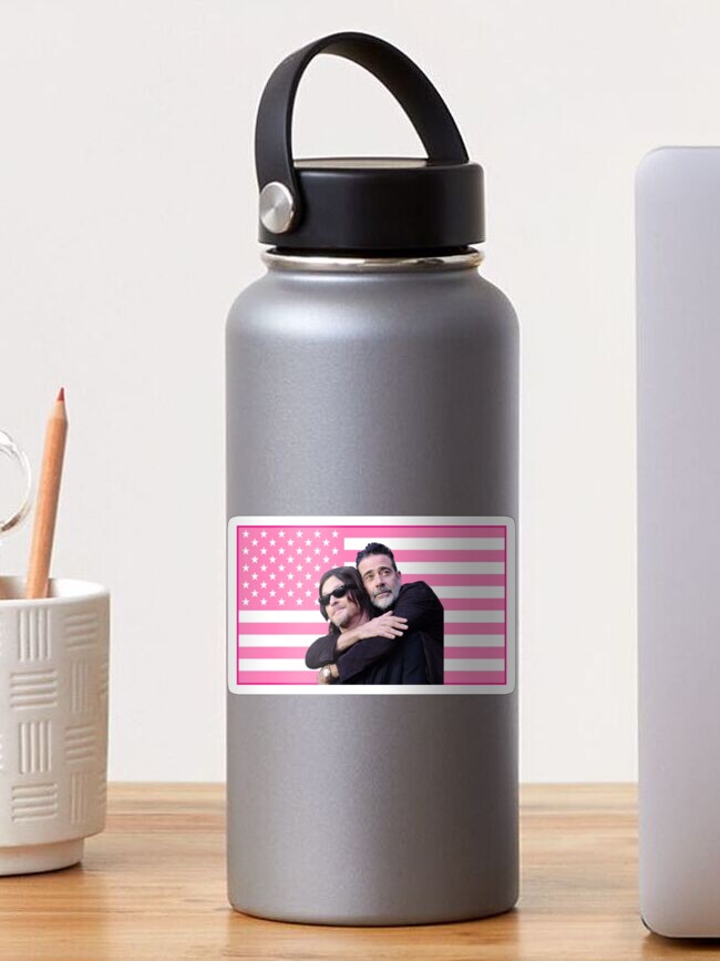"Norman reedus and Jeffery dean Morgan the walking dead USA flag ...