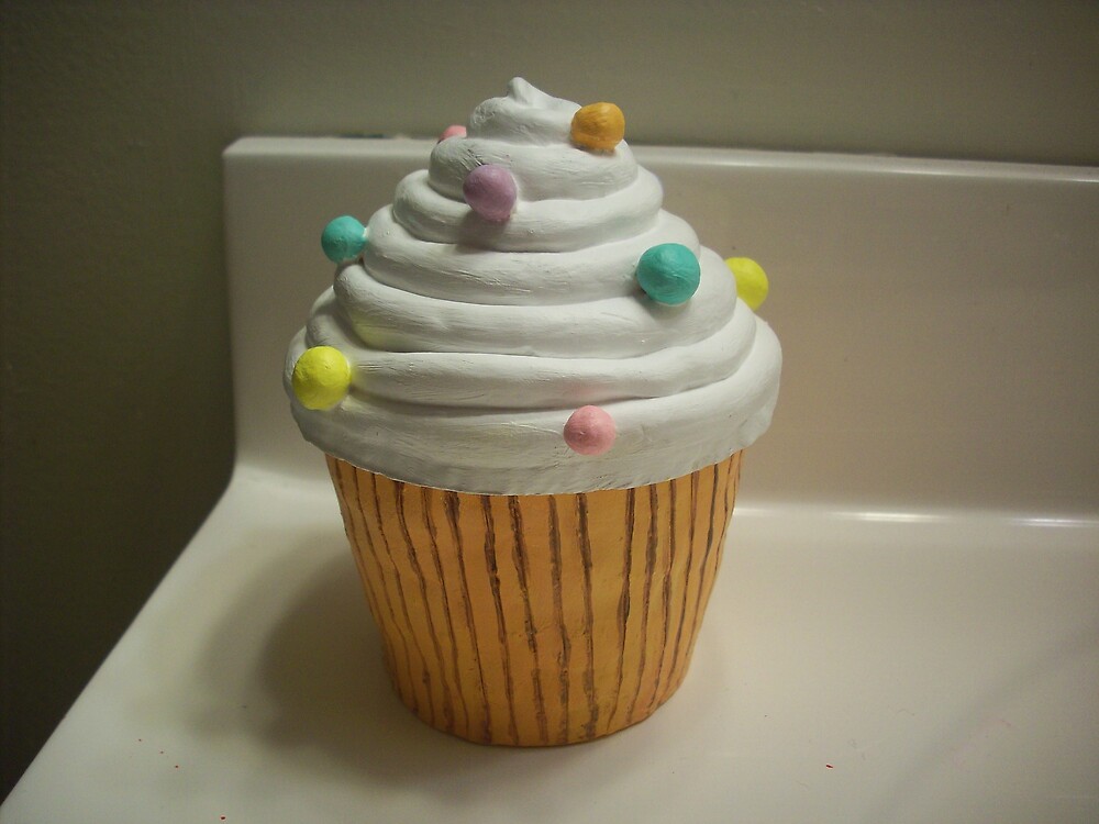 "Clay Cupcake" by ripinamberlost | Redbubble