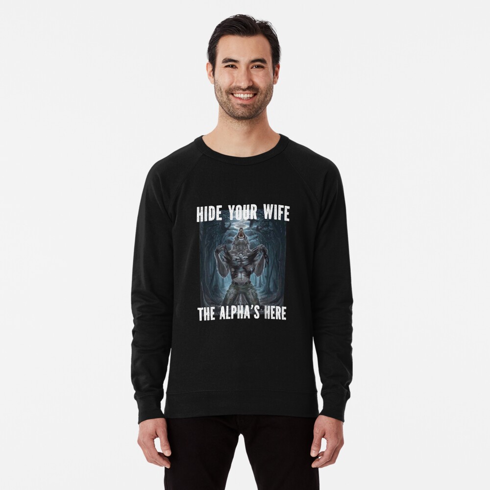 Camiseta esencial for Sale con la obra «ESCONDE A TU ESPOSA EL ALFA ...