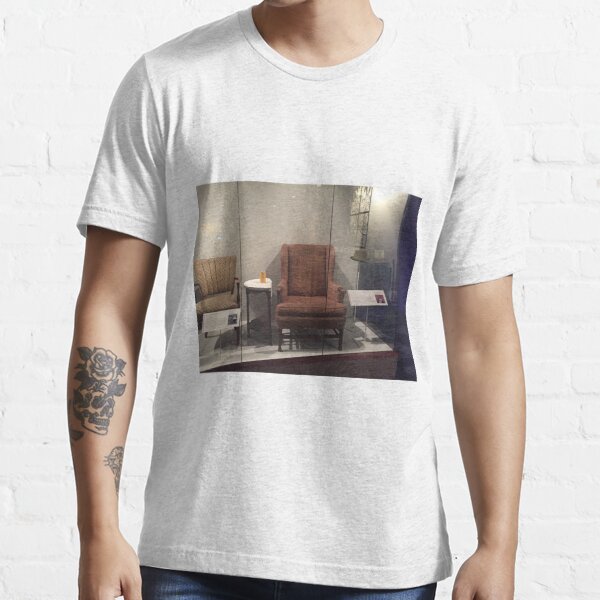 "Archie Bunker's Chair" T-shirt for Sale by Jenniferkate72 | Redbubble ...