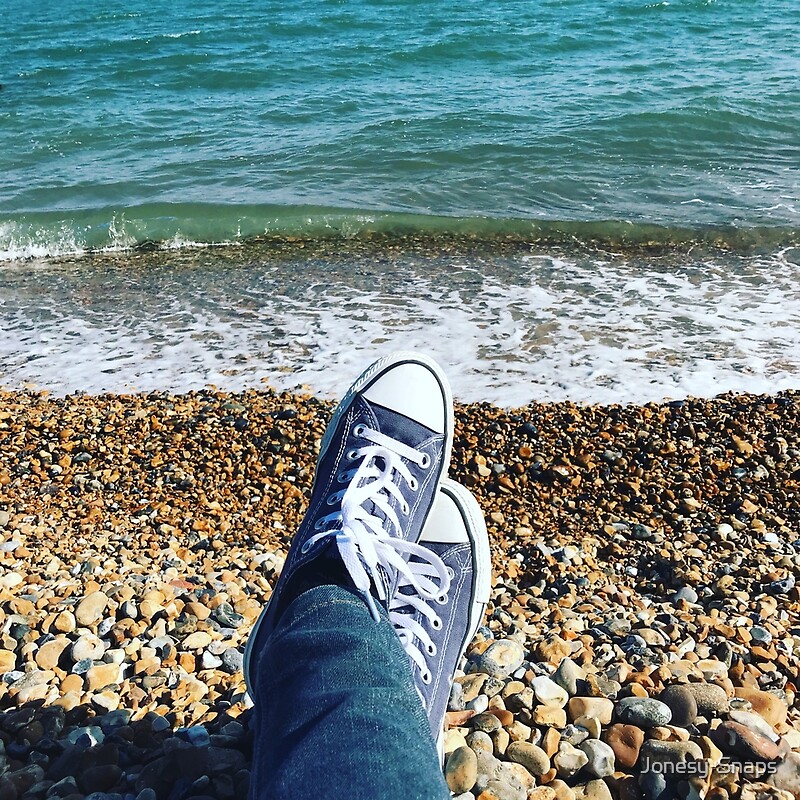 "Chillin' at the beach" by Jonesy-Snaps | Redbubble