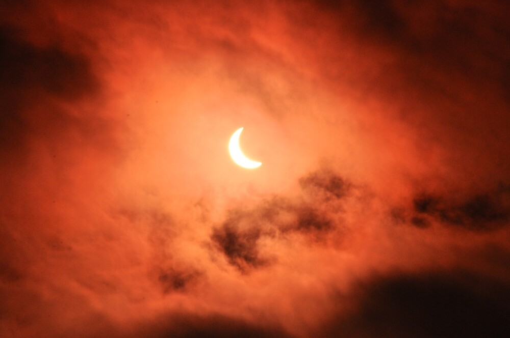 "Crescent Moon - Red Sky" by jeremydwilliams | Redbubble