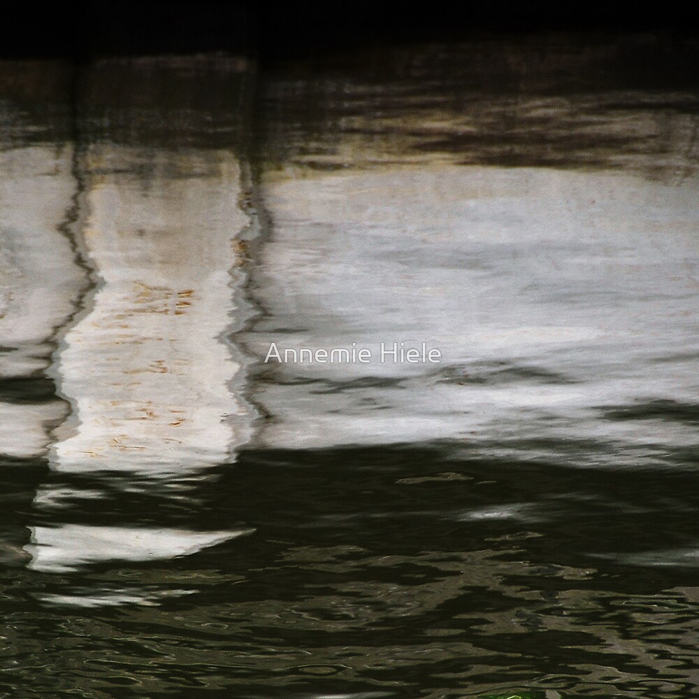 "water movement" by Annemie Hiele | Redbubble