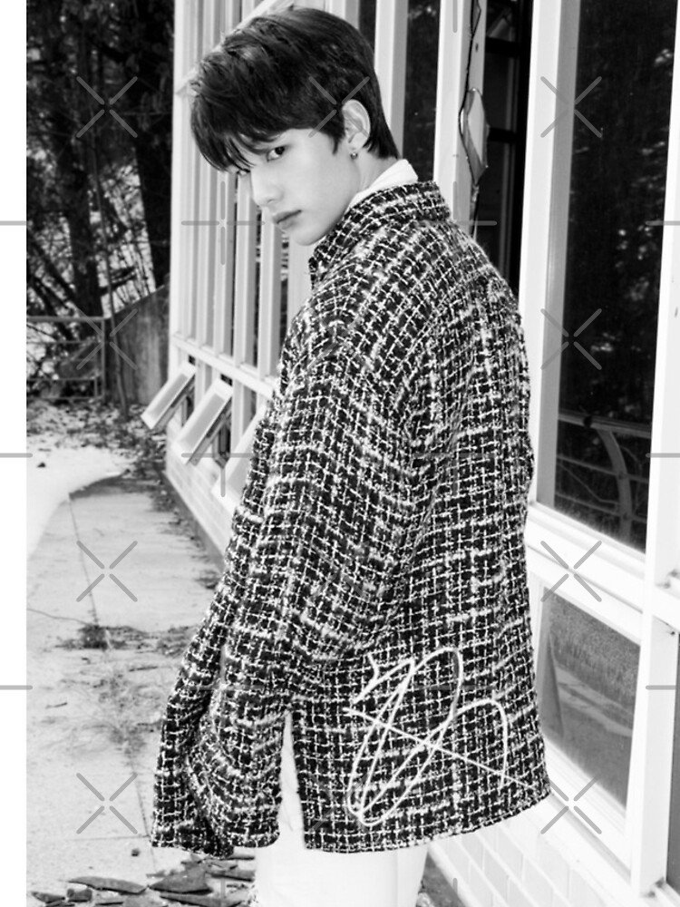 "Hyunjin Signature" iPhone Case for Sale by ZoQiao | Redbubble