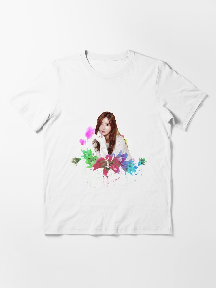 "Soohyang, Lim Soo-Hyang,Kang Mi-Rae, Moo Goong-Hwa" T-shirt by 22237 ...