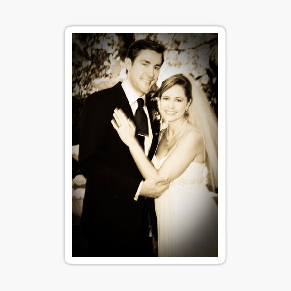 "Pam Beesly and Jim Halpert ("The Office") wedding photo (closeup with ...