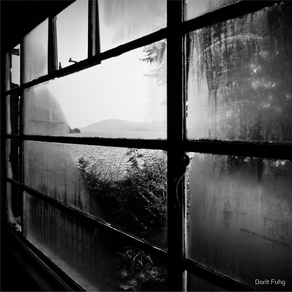 "Loch Ness hostel window" by Dorit Fuhg | Redbubble