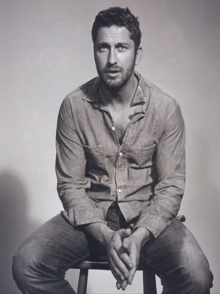 "Gerard Butler" T-shirt by Fuchsia67 | Redbubble | gerard butler t ...