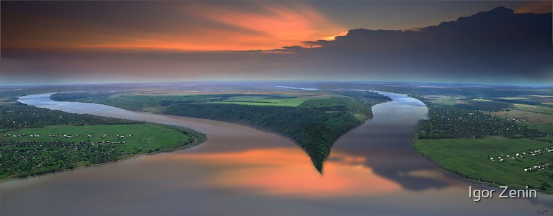 "River Split" by Igor Zenin | Redbubble