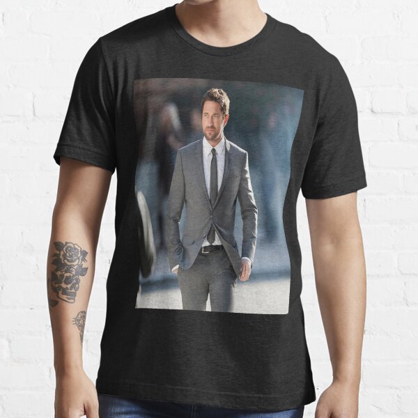 "Gerard Butler" T-shirt by Fuchsia67 | Redbubble
