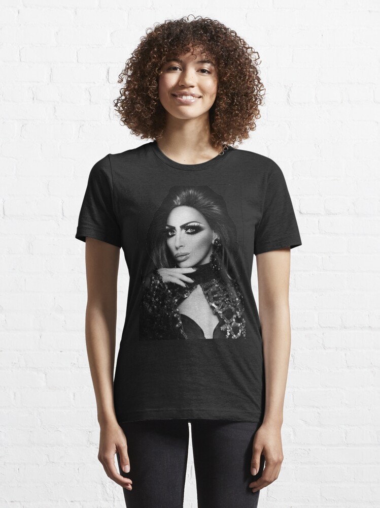 "Alyssa Edwards Black" T-shirt for Sale by yakinbisasa | Redbubble ...