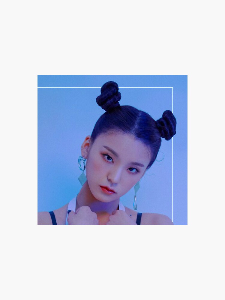 "ITZY Yeji" Sticker by HashbrownQueen | Redbubble