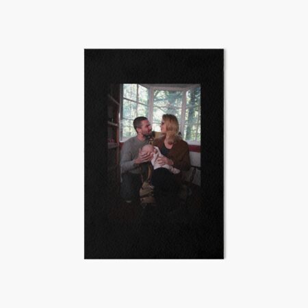 "Arrow Olicity Family Photo - Oliver, Felicity, Mia " Art Board Print ...