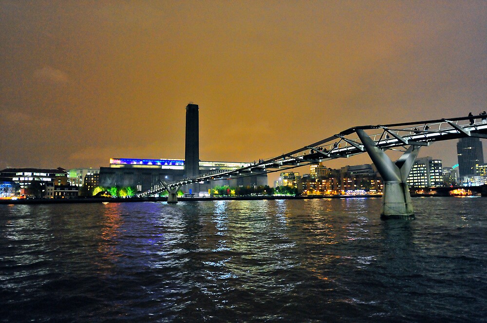 "Tate Modern London @ Night" by mike1242 | Redbubble