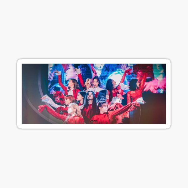 "LOONA" Sticker by noeliasxg | Redbubble