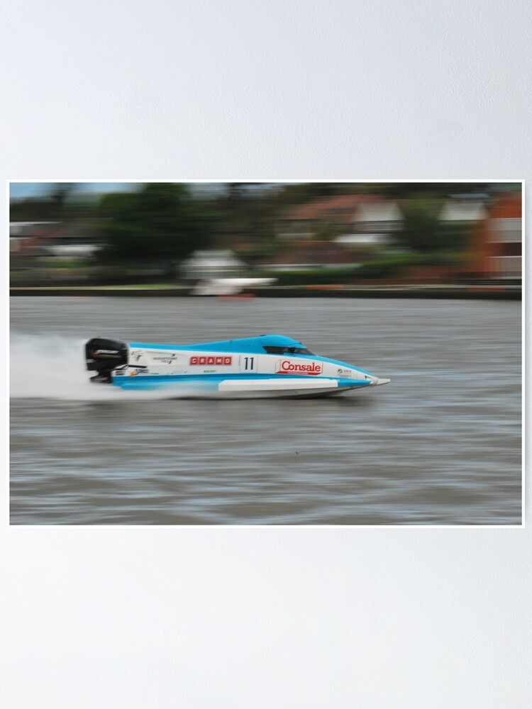 "Powerboat Racing at Oulton Broad - Scott Curtis - Formula Grand Prix ...