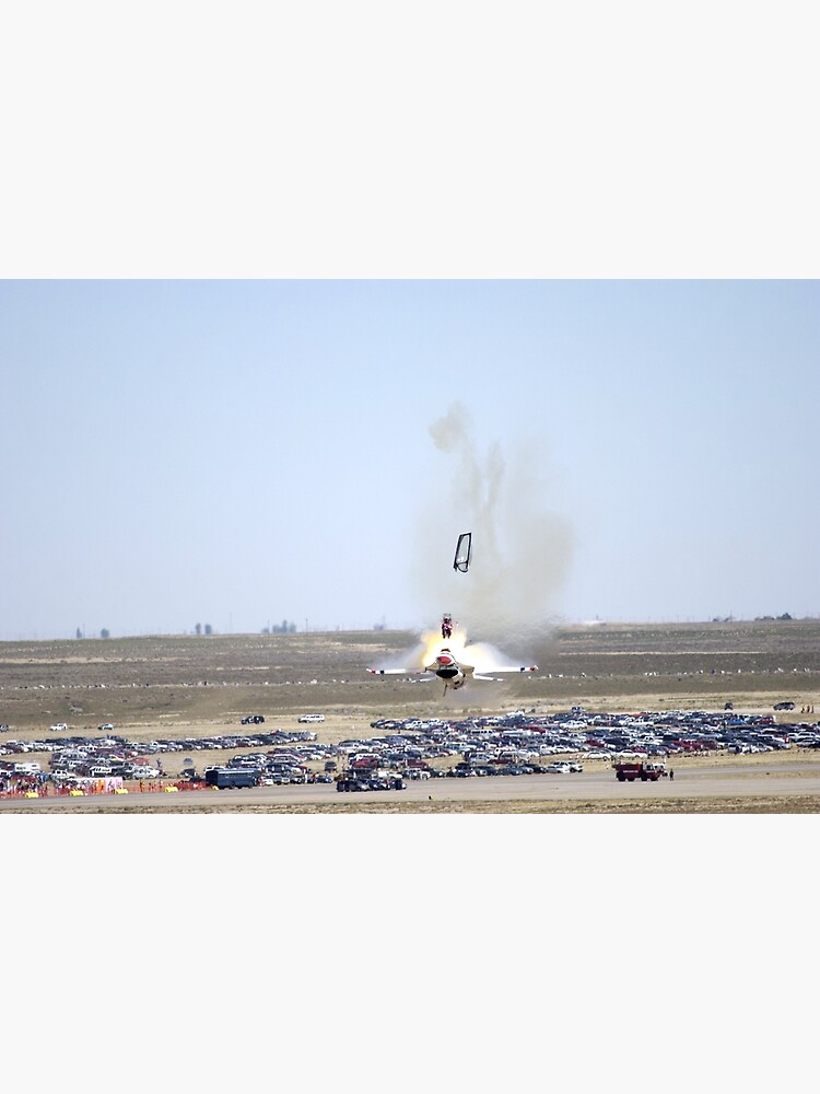 "Chris Stricklin scheidet am 14.03.2003 im Mountain Home AFB aus ...