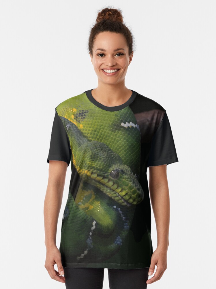 "Green snake" Graphic T-Shirt for Sale by E-Maniak | Redbubble