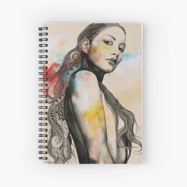 Cuaderno de espiral « una hermosa chica con el pelo largo cubriéndose ...