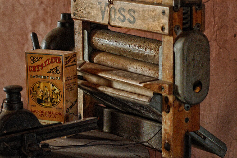 "The Wringer" by Michael Gunterman | Redbubble