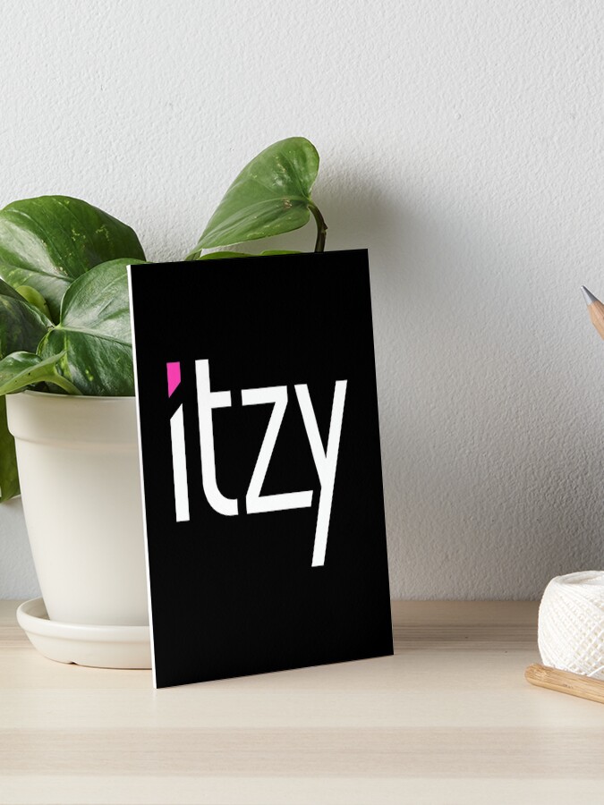 Itzy Official Logo