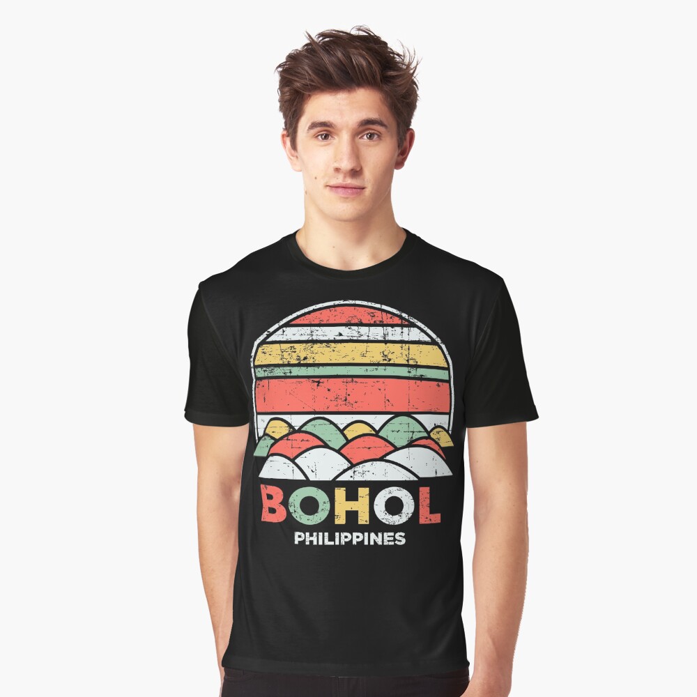 "Vintage Bohol Chocolate Hills Philippines Pilipinas Gift" Essential T ...