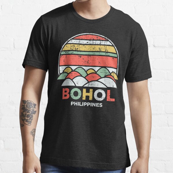 "Vintage Bohol Chocolate Hills Philippines Pilipinas Gift" Essential T ...