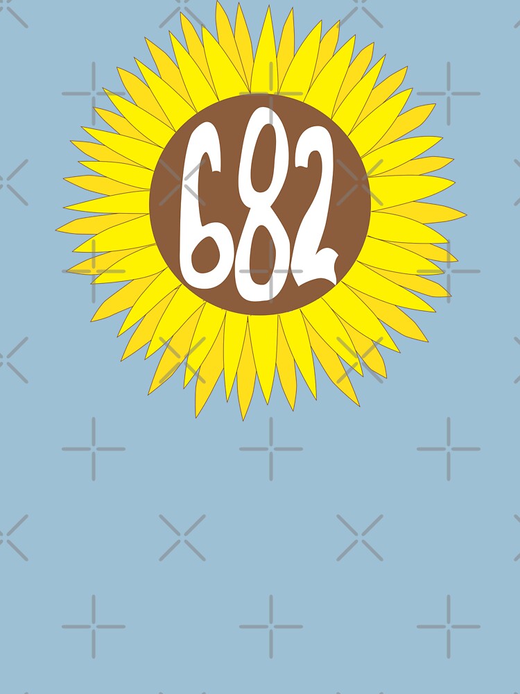 "Hand Drawn Texas Sunflower 682 Area Code" T-shirt by itsrturn | Redbubble