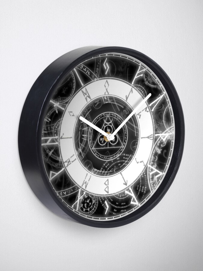 "Wikinger Runen" Uhr von FantasySkyArt | Redbubble