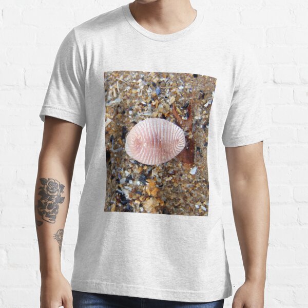 "shell" T-shirt by KathleenDawson | Redbubble