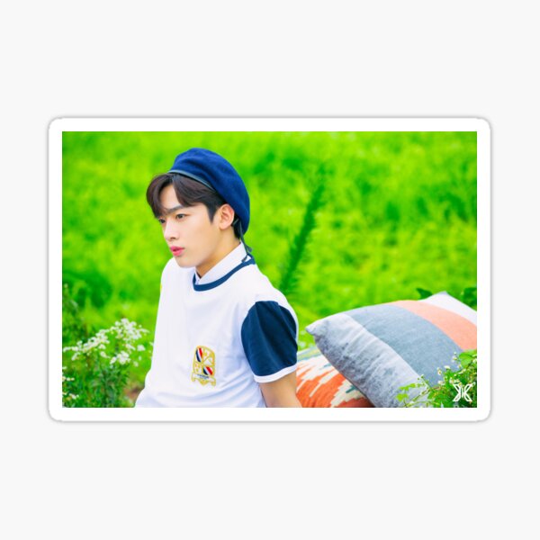 "비상 : JACKET SHOOTING (김요한 KIM YOHAN design 3) Posters, stickers and ...