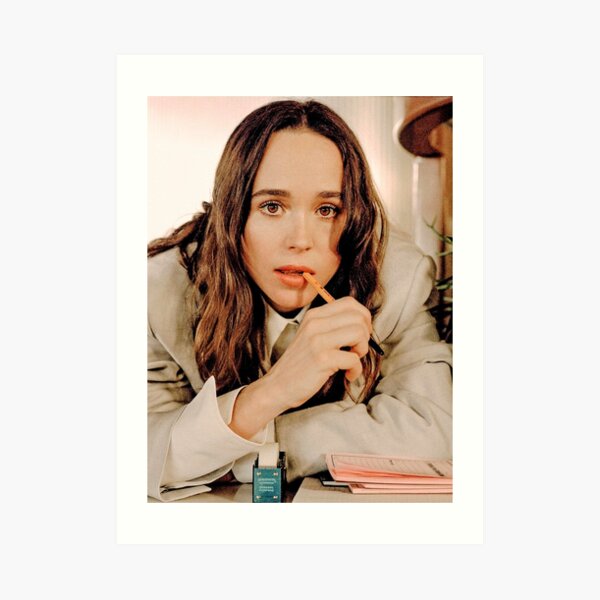 "Elliot Page - Stunning" Art Print for Sale by philip456 | Redbubble