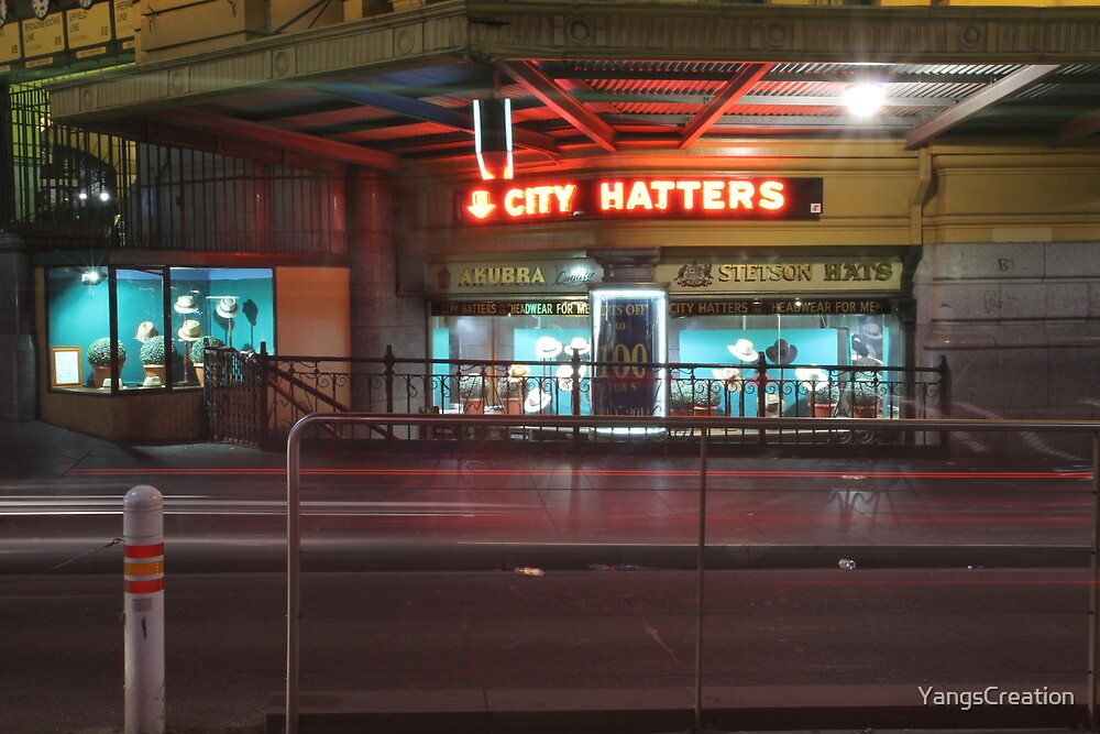 "The City Hatters, The hat seller @ Flinders Street Station side road ...
