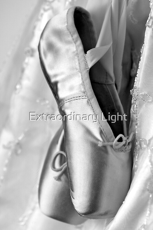 "En Pointe" by Extraordinary Light | Redbubble