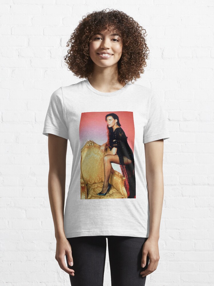 "Fright Night 2 - Regine Dandridge QUEEN" T-shirt for Sale by ...